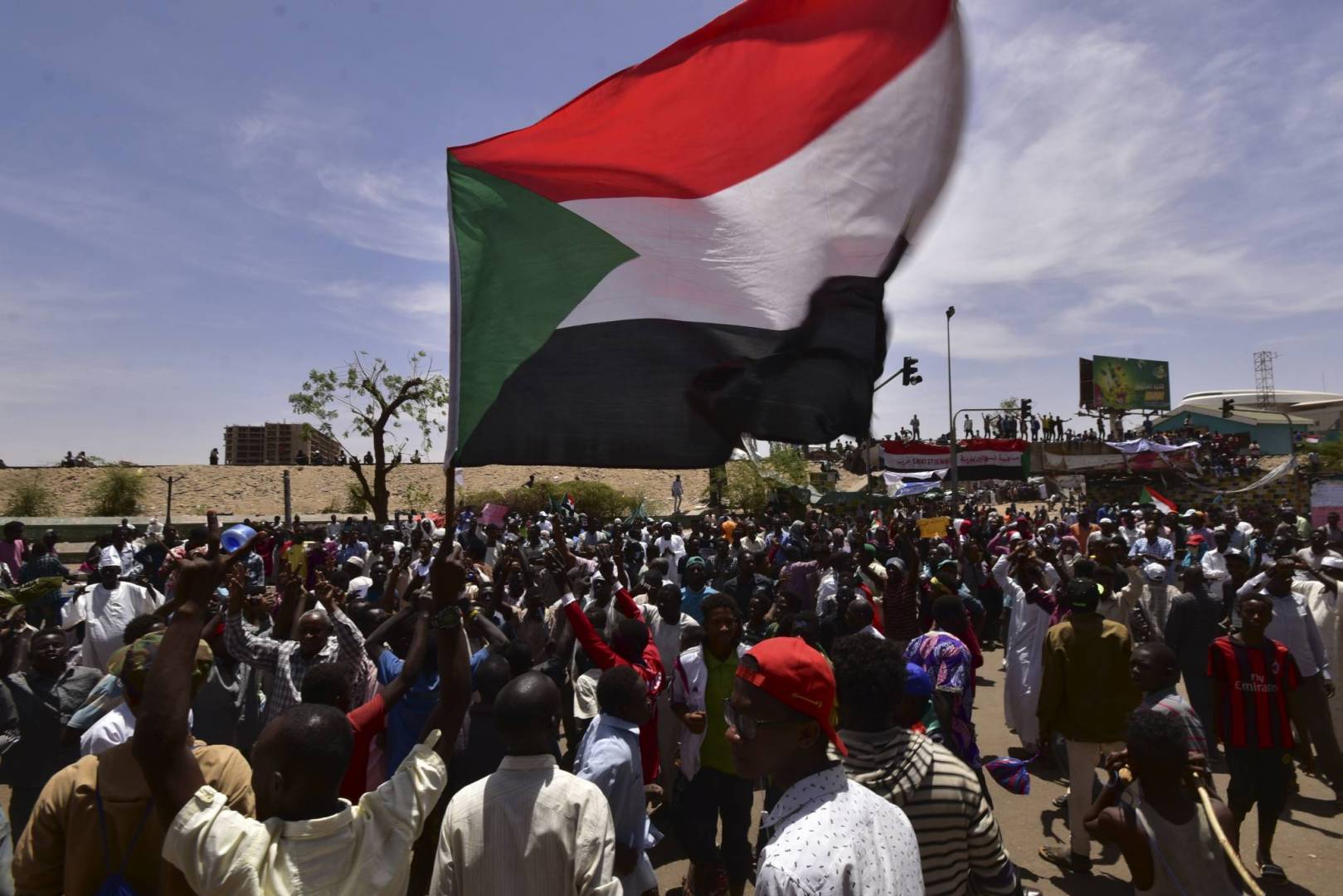 انطلاق احتجاجات مليونية ضد الانقلاب في السودان North Press Agency
